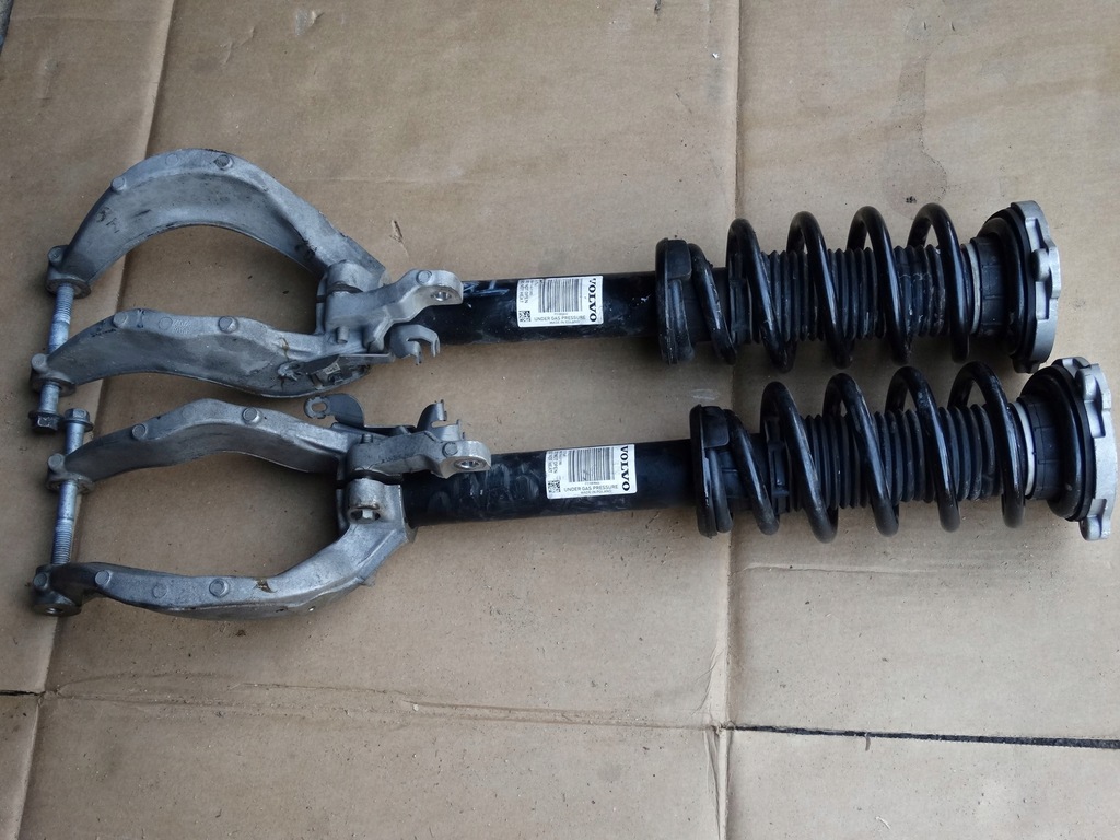 VOLVO XC60 II T8 2020r AMORTYZATOR PRZÓD P31681640 - 13938905058 ...