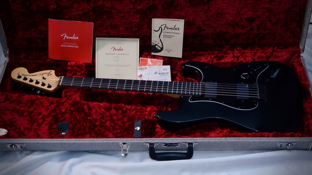 FENDER Jim Root Stratocaster, USA, 2018 rok - 14527638782 - oficjalne ...