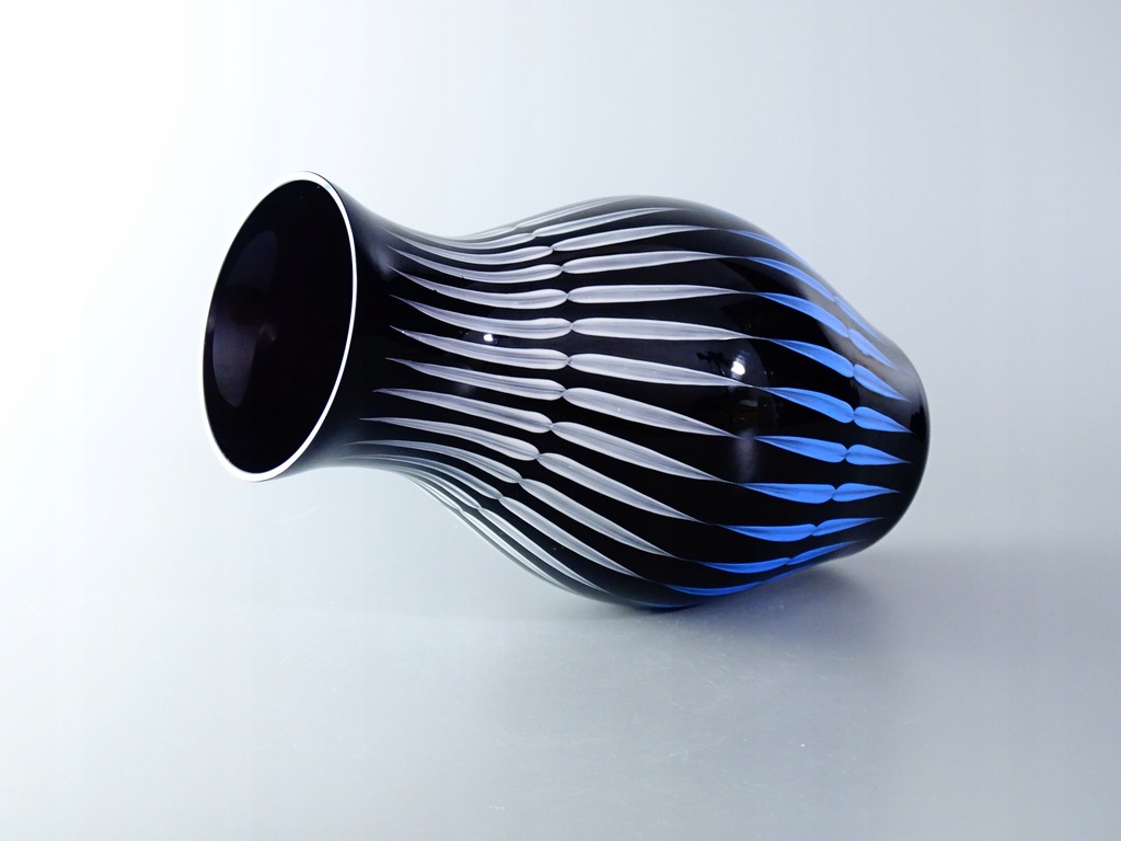 Karl Grossmann ZABYTKOWY CZARNY WAZON lata 50 - 13138070893 - oficjalne ...