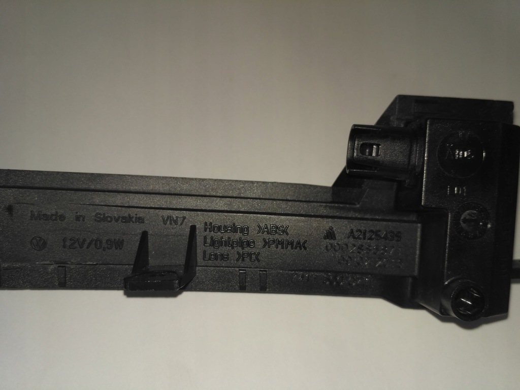 KIERUNKOWSKAZ LUSTERKA VW TOUAREG 7P6.949.101 - 8390395203 - oficjalne ...