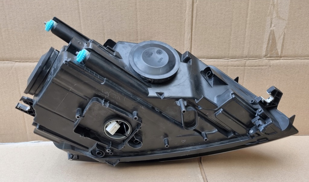 AUDI A3 8P LIFT 8P0941029BM LAMPA LEWA XENON LED - 12740841601 - oficjalne archiwum Allegro