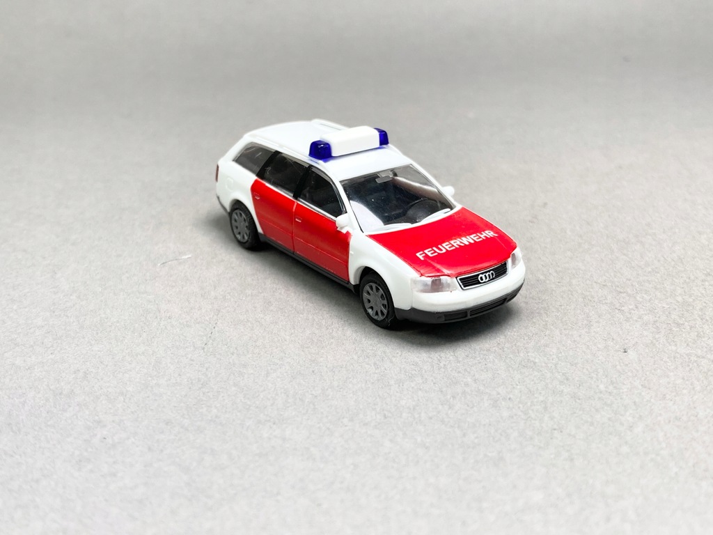 Audi A6 C5 Avant Feuerwehr - Rietze 1:87 - 14214589003 - oficjalne ...