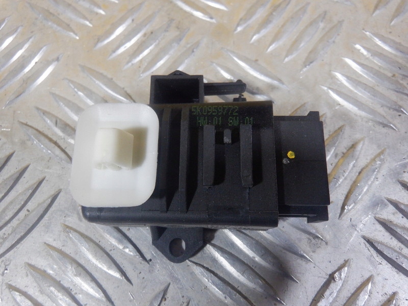 VW AUDI SKODA MODUŁ PODGRZEWANIA FOTELI 5K0959772 - 12853877699 ...