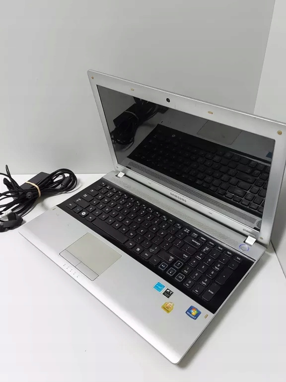 LAPTOP SAMSUNG RV515 15,6' 4 GB/500GB NA CZĘŚCI - 13174039946 ...