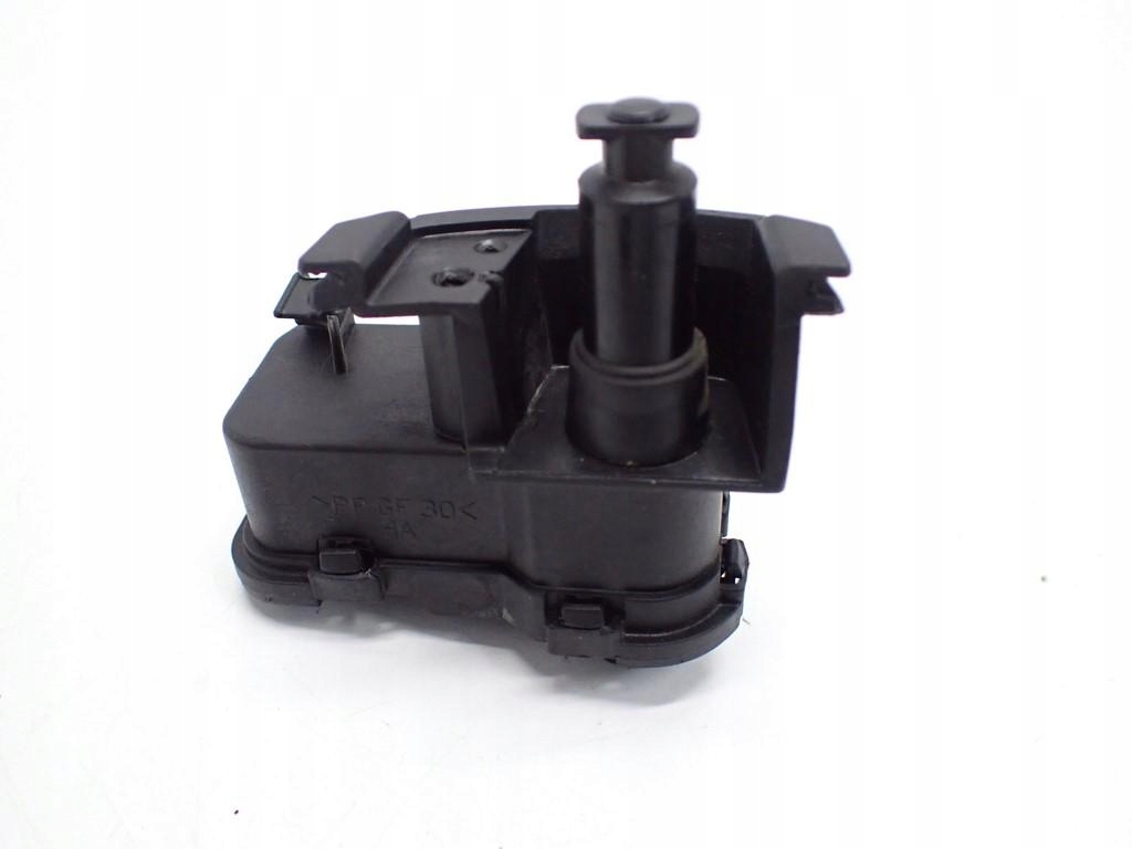 SIŁOWNIK KLAPKI WLEWU PALIWA 7P0810773D SKODA OCTAVIA III 5E 14R ...