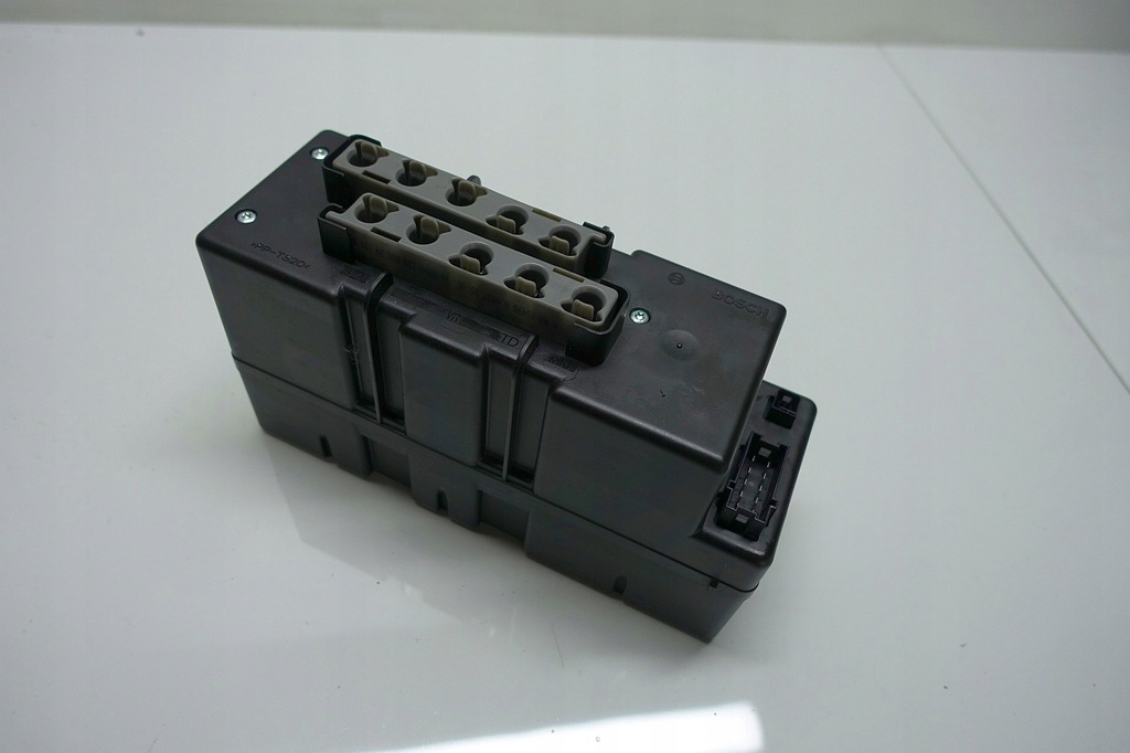 Mercedes r230 pompka centralne zamka 2308000548 SL - 13033788704 ...