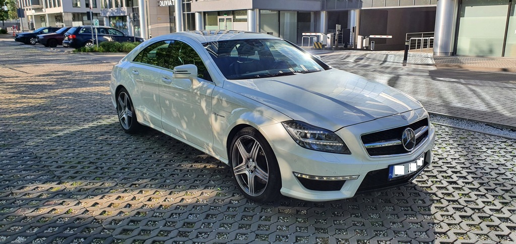 Przejazd samochodem Mercedes CLS e63 AMG i 560km - 13191647807 ...