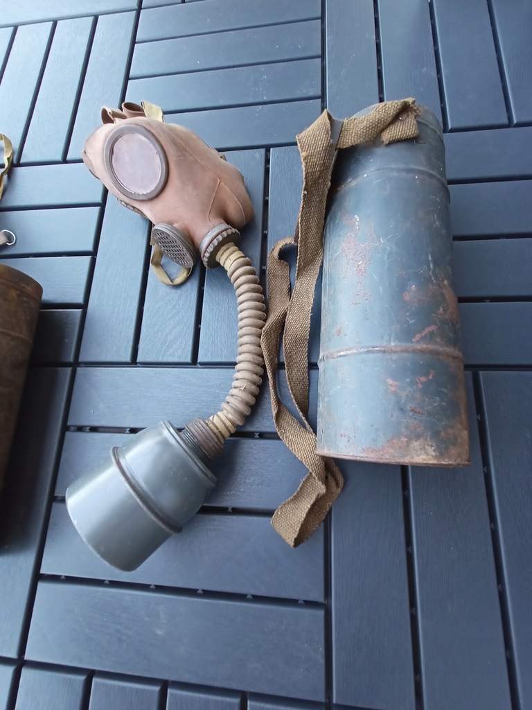 maska pgaz przeciwgazowa z rurą - ładna - 12464000693 - oficjalne archiwum Allegro