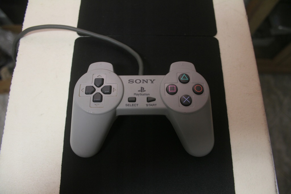 ORYGINALNY PAD SONY PS1 SUPER STAN - 11864193625 - oficjalne archiwum ...