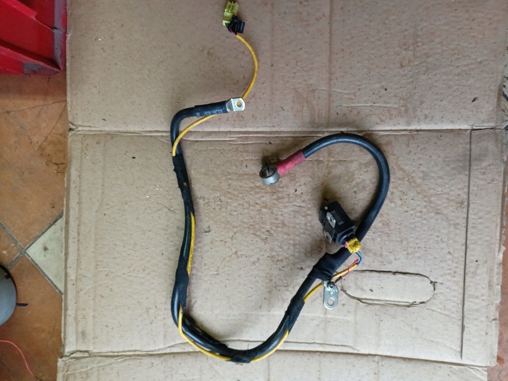 AUDI A6 C6 KLEMA PLUSOWA 4F0971225F - 12984154527 - oficjalne archiwum ...