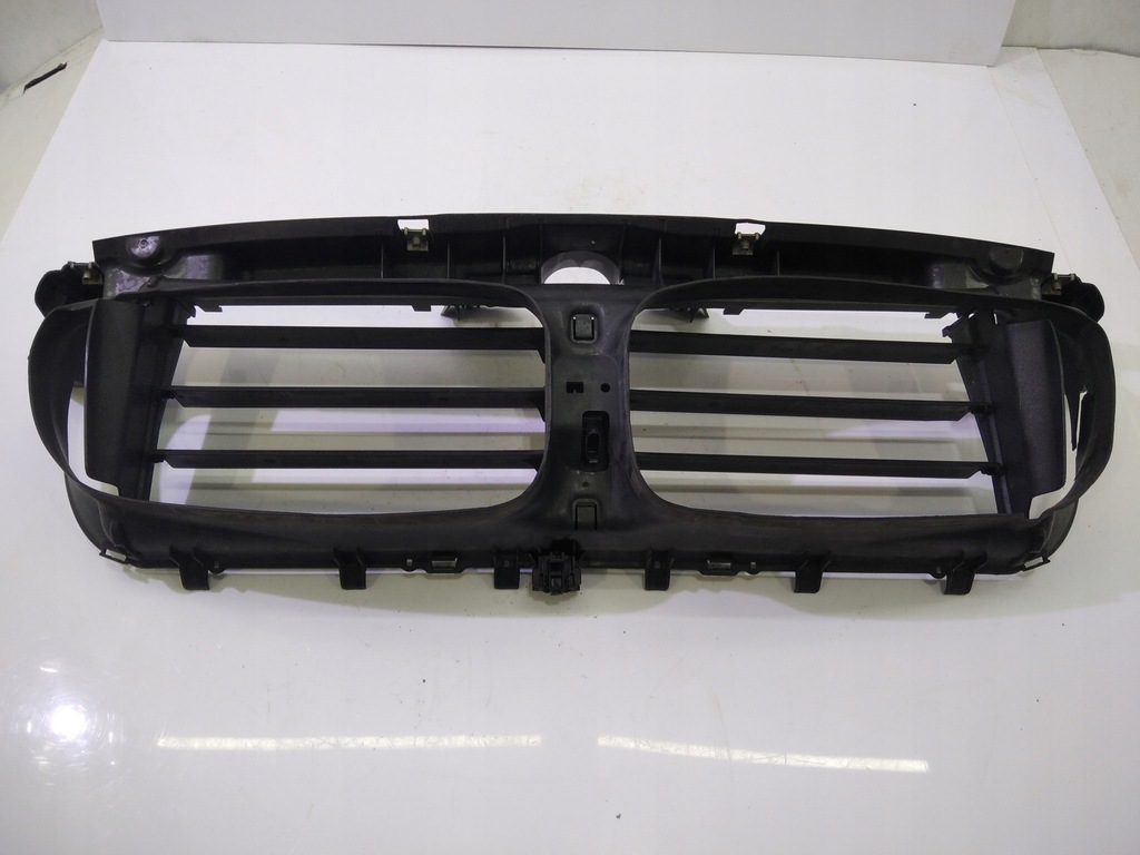BMW F10 F11 TUNEL KIEROWNICA POWIETRZA 8049681 - 12697716893 ...