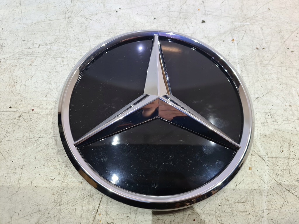Znaczek emblemat Mercedes W177 W247 W118 W205 - 11425749049 - oficjalne ...