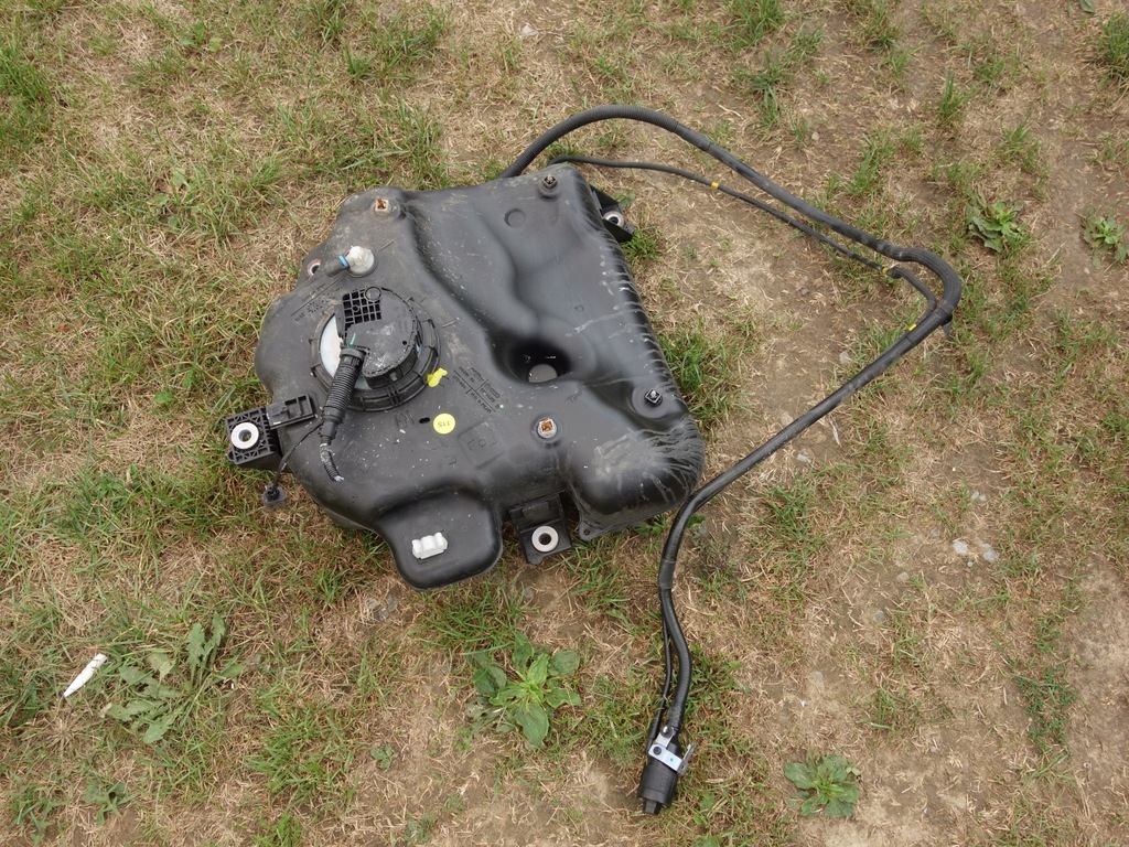 ZBIORNIK ADBLUE AUDI Q5 SQ5 PORSCHE MACAN 3.0TDI - 9996260132 ...