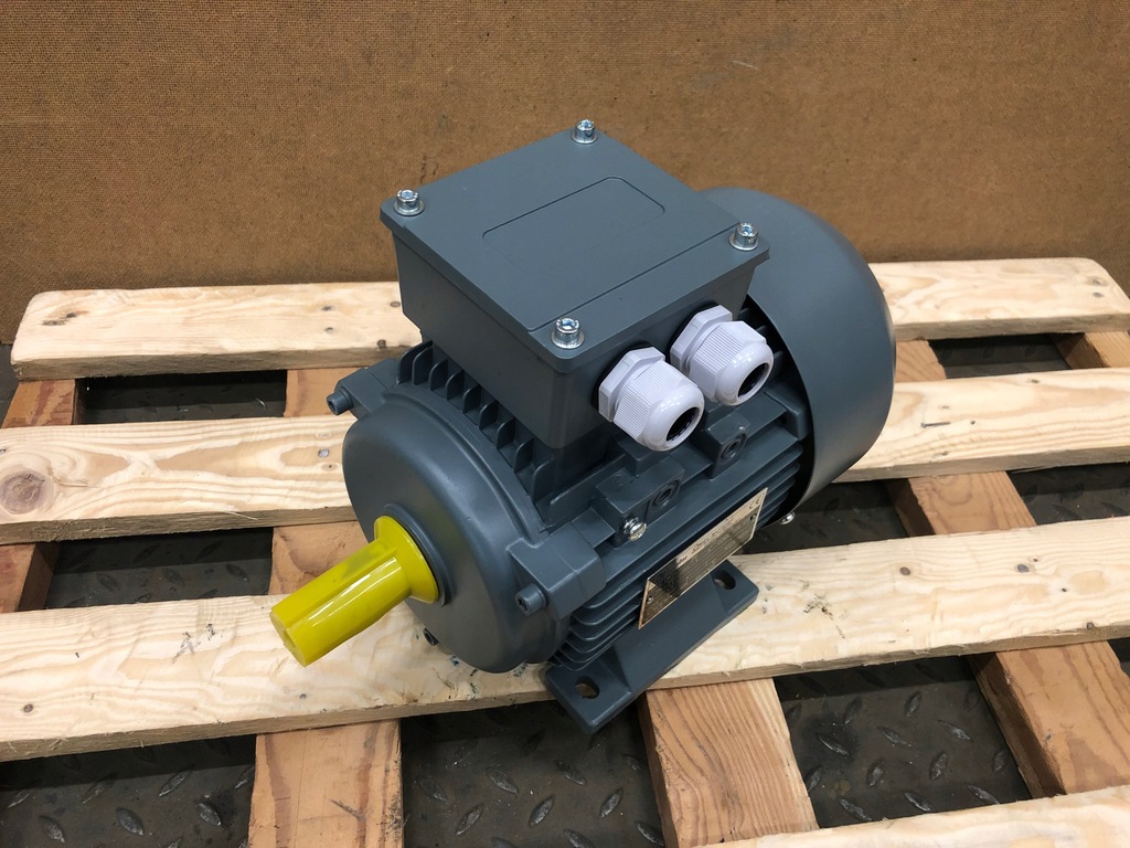silnik elektryczny 1,5kW 1400obr. 3fazowy 90B3 - 10628602335 - oficjalne archiwum Allegro
