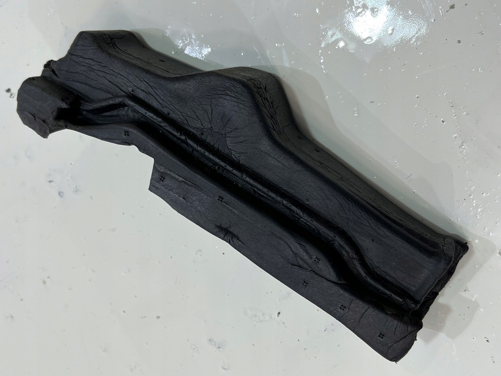 WYGŁUSZENIE BŁOTNIKA LEWE AUDI A6 C7 4G0823721 - 13651679466 ...