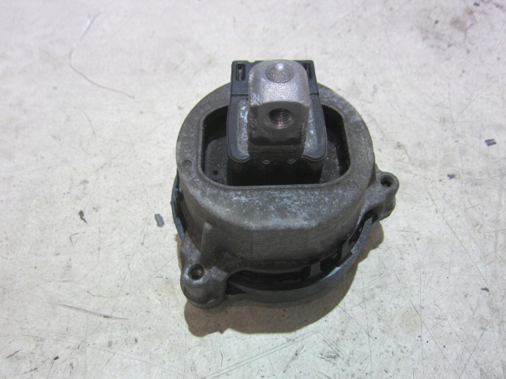 BMW X3 G01 X4 G02 G30 PODUSZKA SILNIKA LEWA 6860495 ORYGINAŁ ...