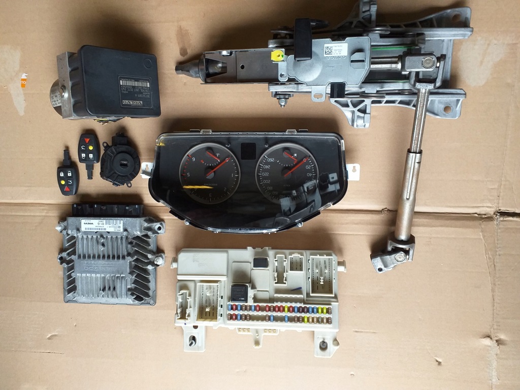 VOLVO V50 S40 II 2.0d 136KM ZESTAW STARTOWY DPF - 9739258745 - oficjalne archiwum Allegro