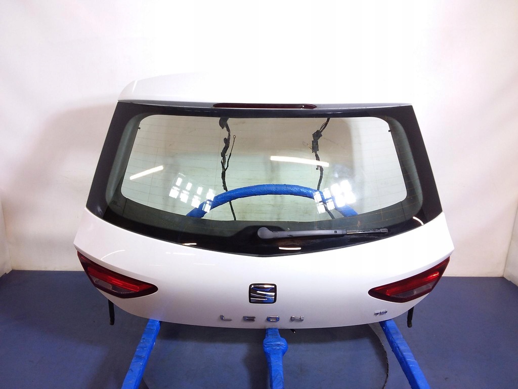 SEAT LEON III HB KLAPA BAGAŻNIKA LS9R - 13076440979 - oficjalne ...