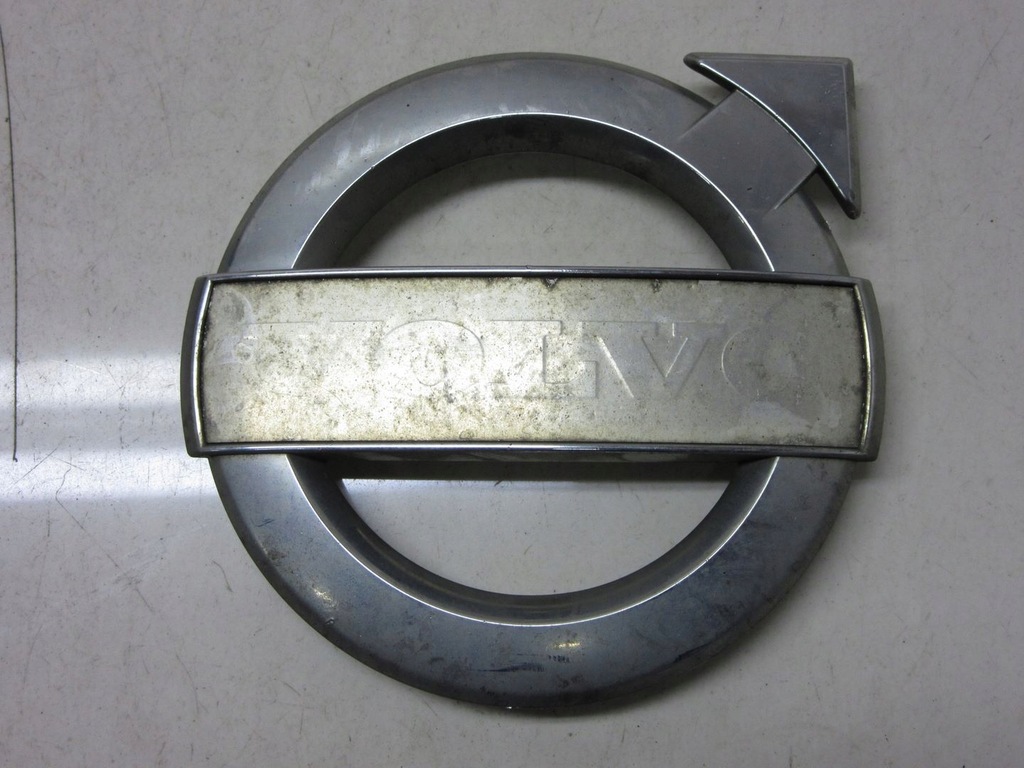 VOLVO XC60 R-DESIGN EMBLEMAT ZNACZEK LOGO 30796426 - 11170262144 ...