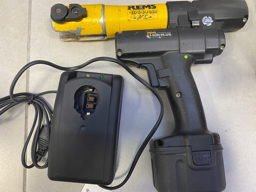 Zaciskarka do rur Rems Mini Press ACC PEX miedź - 12512402481 ...