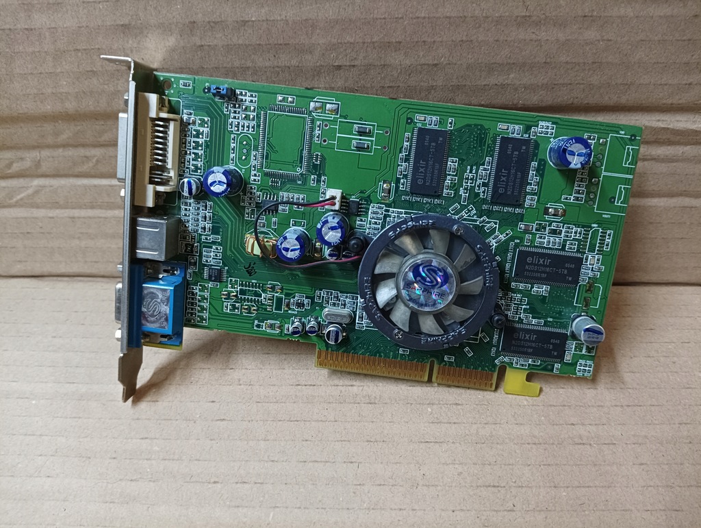 Karta graficzna SAPPHIRE RADEON 9550 128 MB 128bit - 13403758303 ...