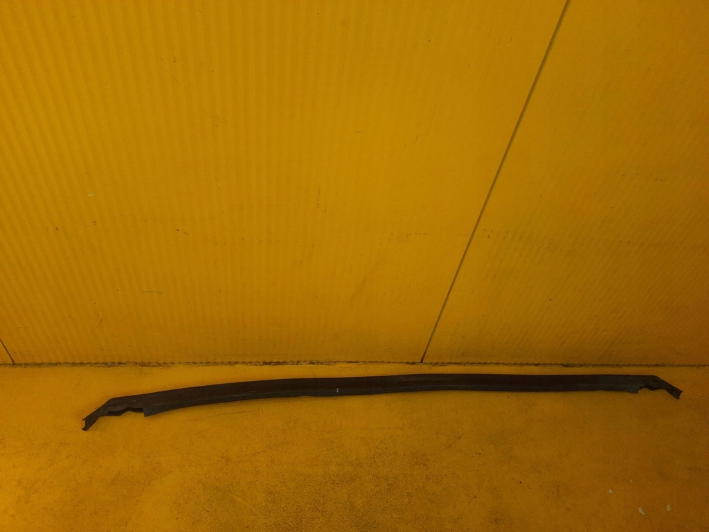 Mercedes W447 USZCZELKA MASKI A4478310042 - 12795419551 - oficjalne ...