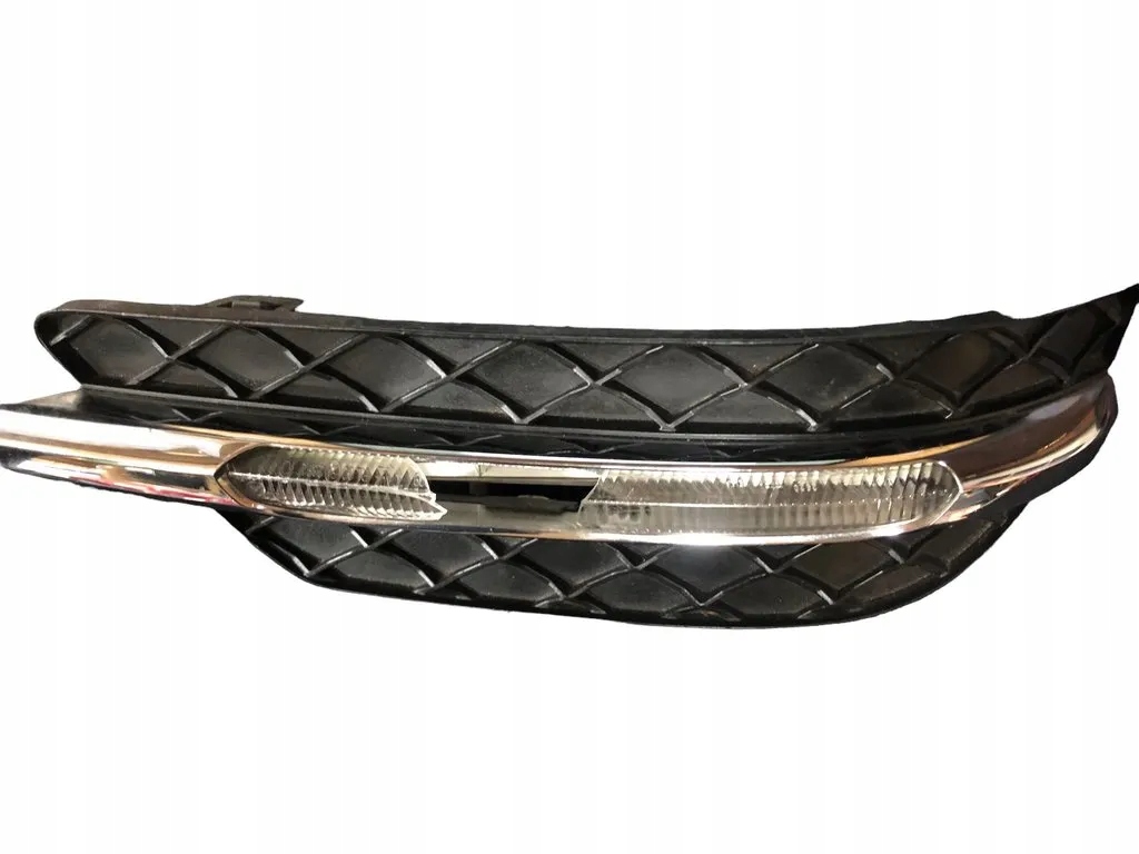 MERCEDES W204 ŚWIATŁO JAZDY DZIENNEJ 2049069000 - 12938838207 ...