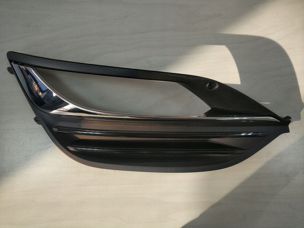 Kratka halogenu lewa Insignia B 17-21 chrom - 11902748816 - oficjalne ...