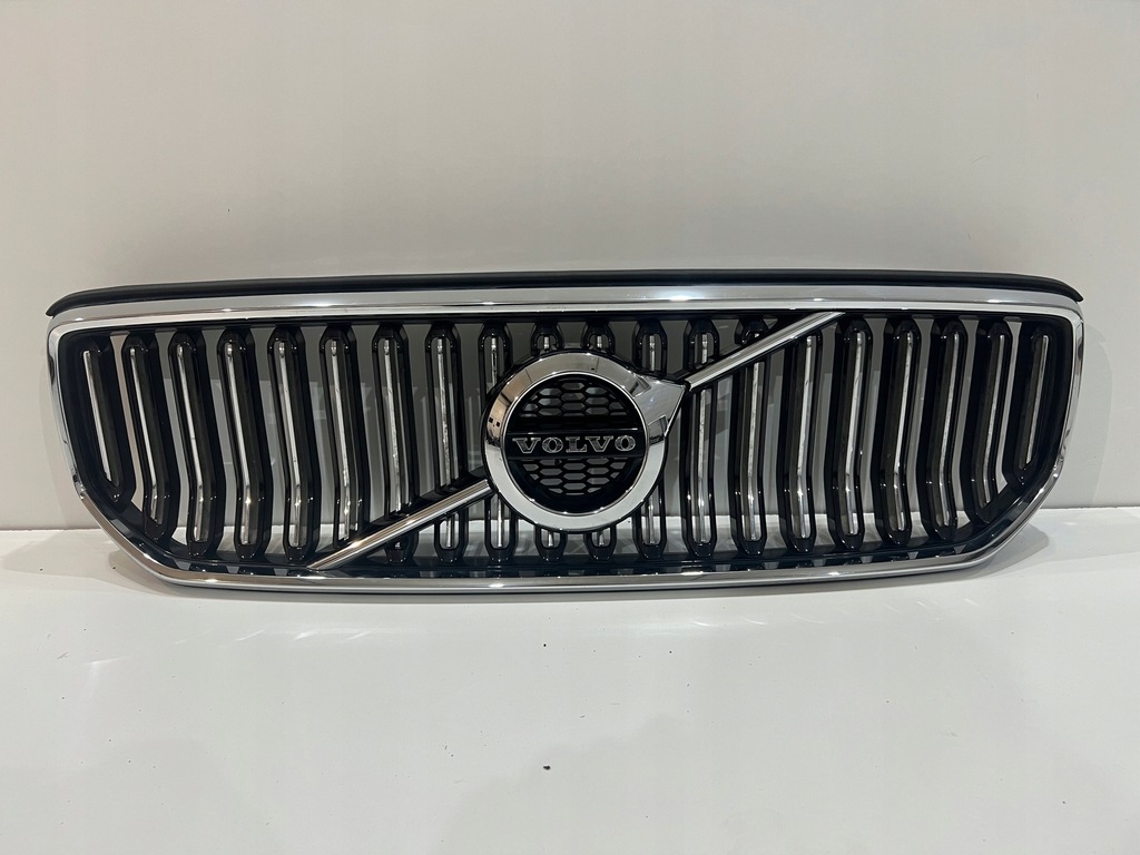 GRILL ATRAPA CHŁODNICY VOLVO XC40 31457347 - 13588308441 - oficjalne ...