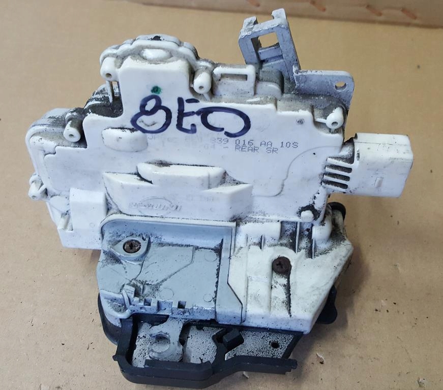 ZAMEK DRZWI TYŁ PRAWY 8E0839016AA AUDI A3 8P A4 B7 - 12404948011 - oficjalne archiwum Allegro