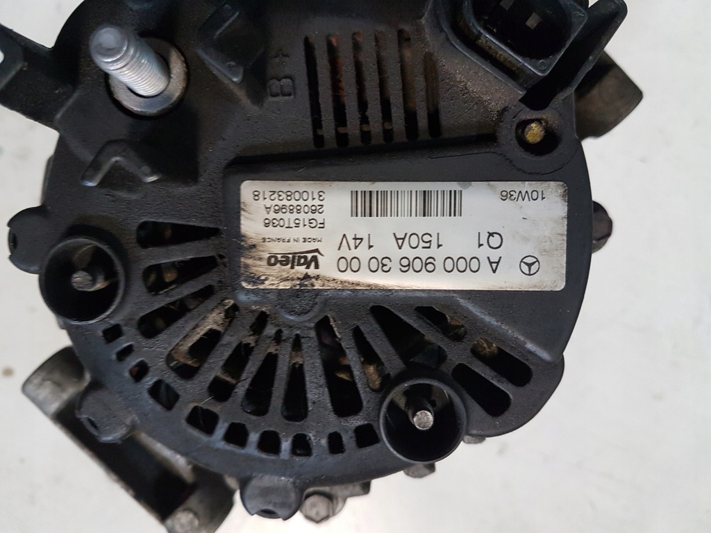 MERCEDES W204 W207 W212 CGI alternator A0009063000 - 12118119136 ...