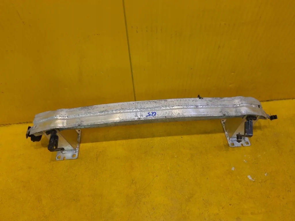 Audi Q5 BELKA ZDERZAKA PRZÓD 8R0807113B - 13052054052 - oficjalne ...