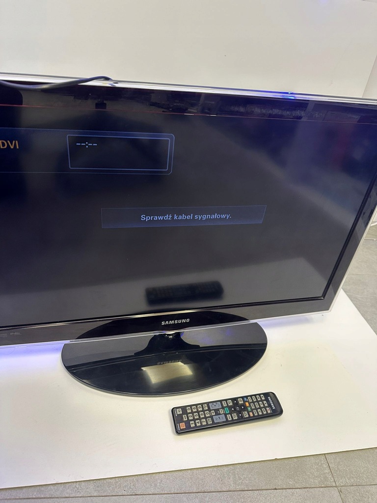 TELEWIZOR SAMSUNG UE32C4000PW (296/23) - 13195951044 - oficjalne ...