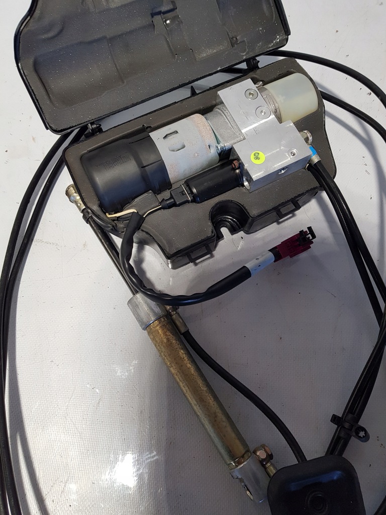 MERCEDES W251 POMPA KLAPY SIŁOWNIK 2518000148 - 13456855387 - oficjalne ...