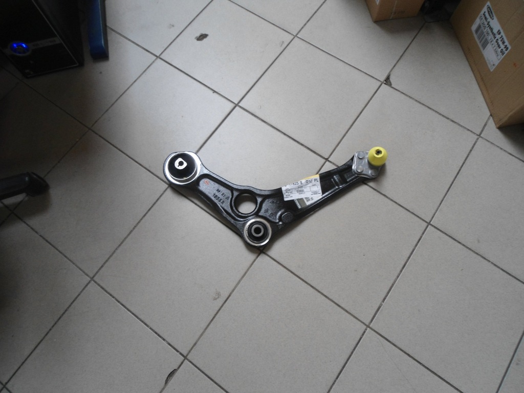 WAHACZ PRZEDNI LEWY RENAULT ESPACE V 545051645R - 6874179910 ...