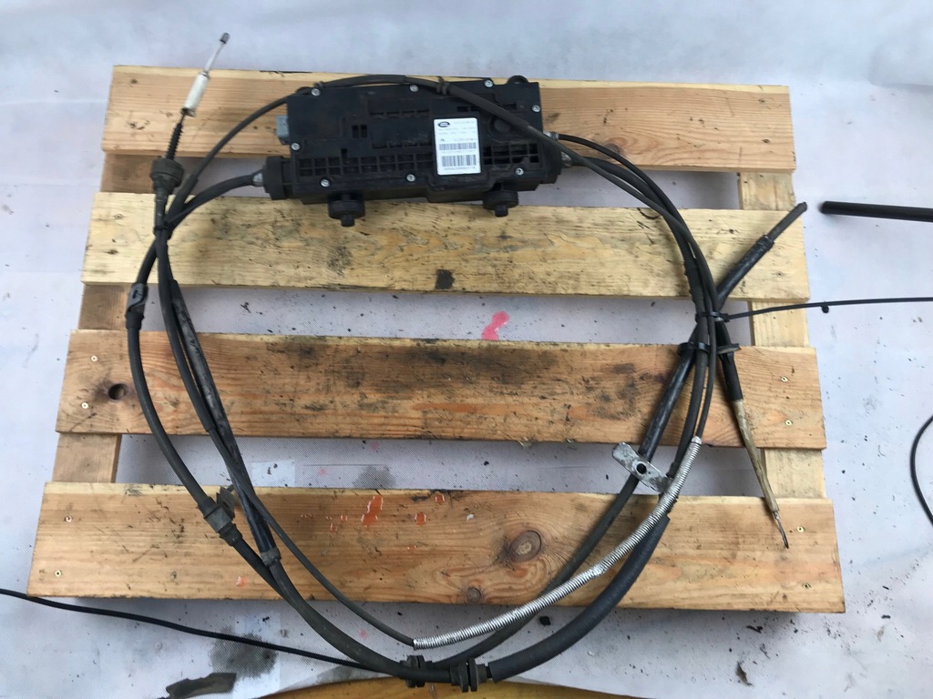 Mechanizm hamulca ręcznego Land Discovery 3 05-09 Range Rover Sport 05 ...