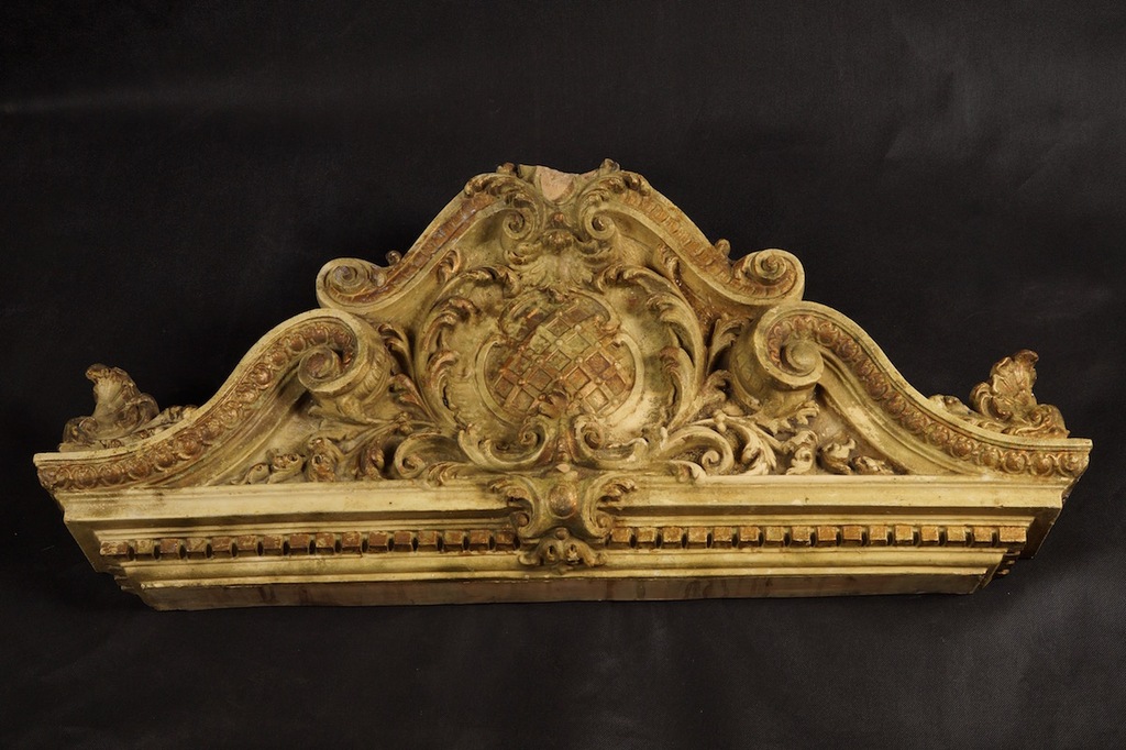 Korona pieca kaflowego, barok, Polska, XVIII/XIX w - 7566828137 ...