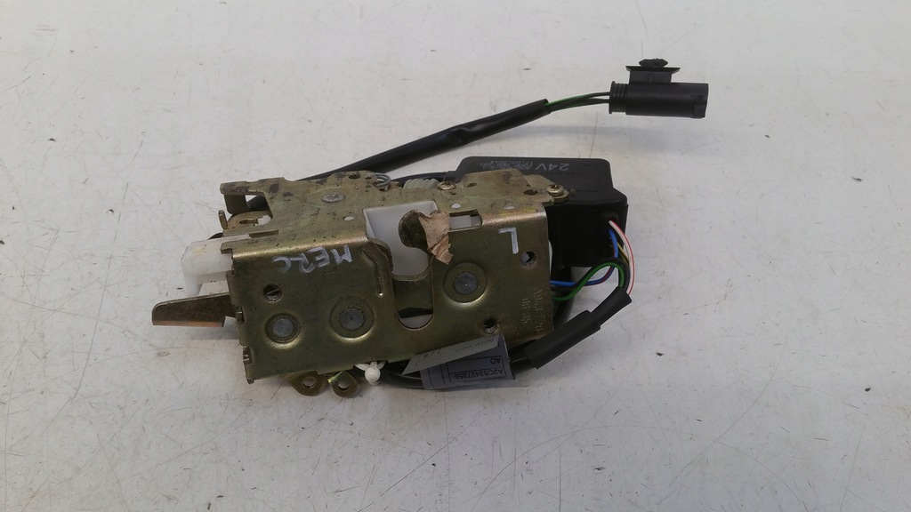 Zamek lewy przód 9437200635 Actros - 11619741994 - oficjalne archiwum ...