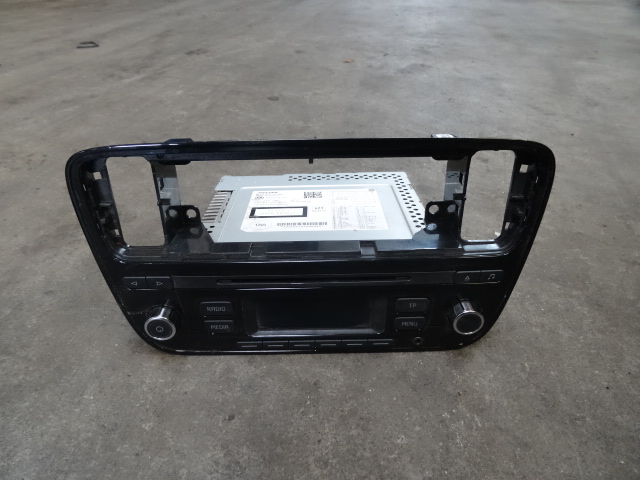 VW UP RADIO ALPINE RCD 215 1S0035156 - 6840090502 - oficjalne archiwum ...