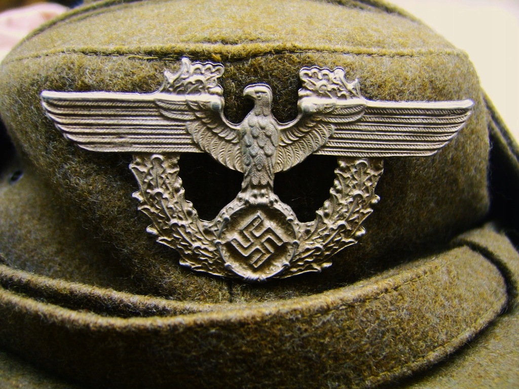CZAPKA POLOWA DYPLOMATY 3 RZESZA wzór 1943 FILMOWA-WYKOPKI ...