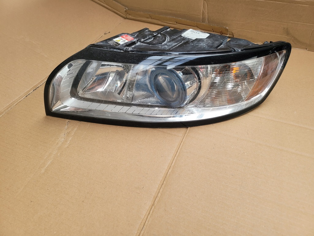 LAMPA LEWA Volvo OE 31265698 - 12568447232 - oficjalne archiwum Allegro