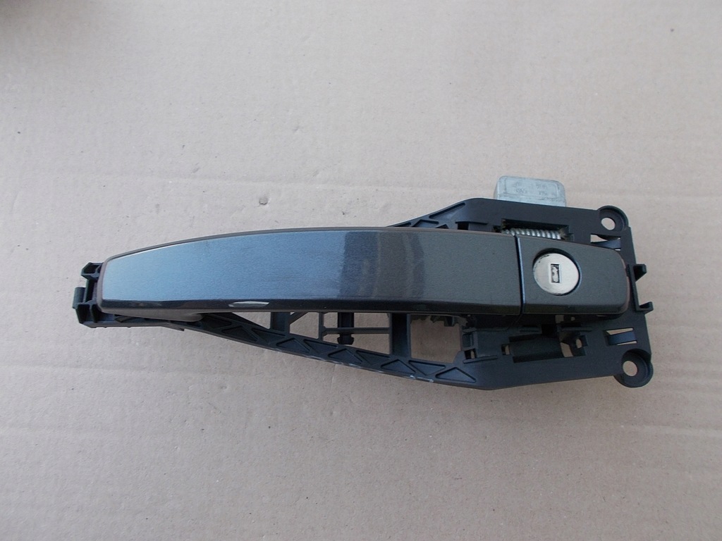 Klamka drzwi lewy przód Opel Corsa D Europa - 10985265772 - oficjalne archiwum Allegro