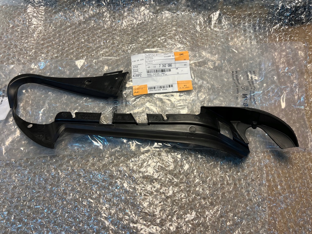 BMW E65 OEM USZCZELKA LAMPY PRAWA LIFT 63117162086 - 13189631650 ...