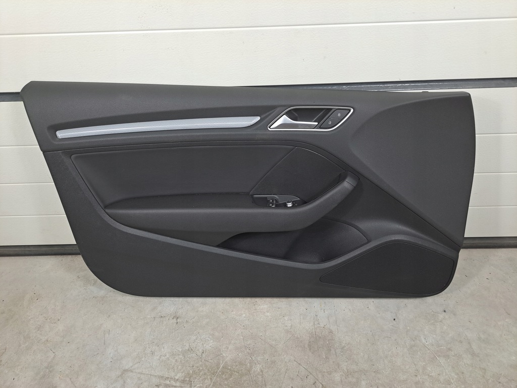 BOCZEK DRZWI LEWY PRZÓD SKÓRA AUDI A3 8V 3D - 12463554613 - oficjalne archiwum Allegro