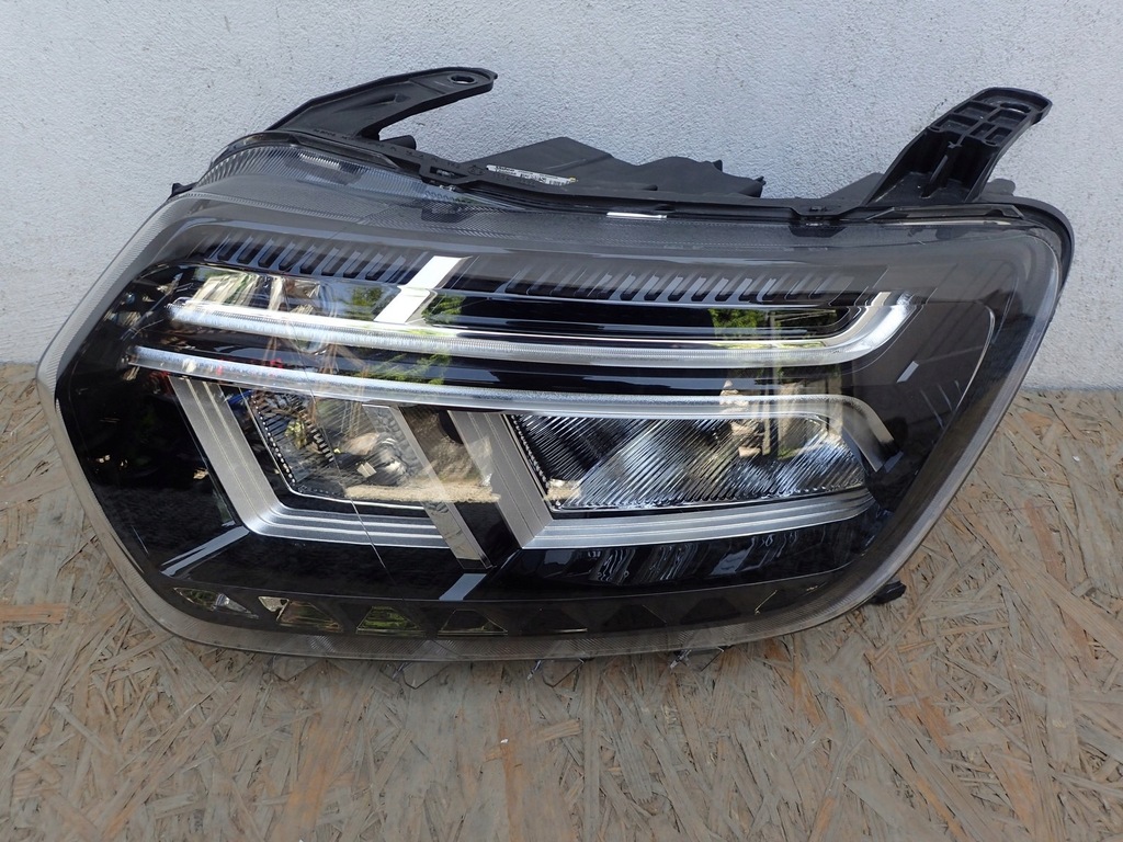 LAMPA LEWA LED DACIA DUSTER 2 II 260602515R - 15452391852 - oficjalne ...