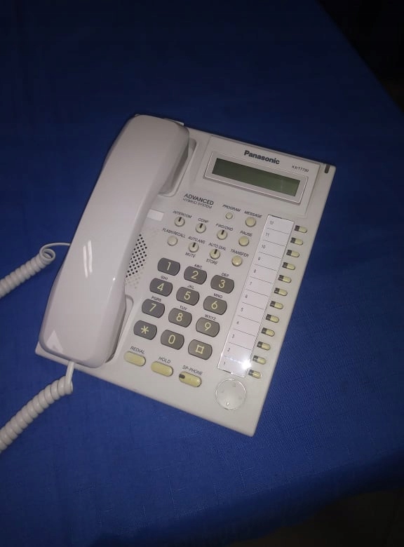 Telefon systemowy Panasonic KX-T7730X - 11943937613 - oficjalne ...