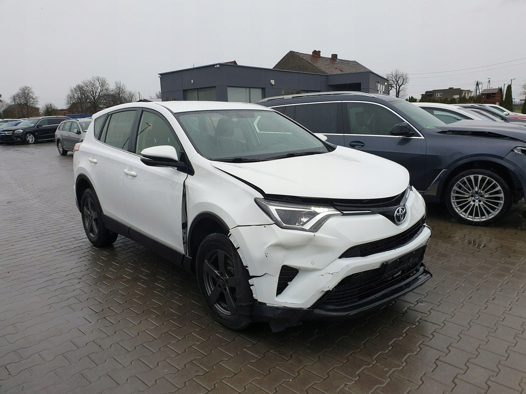 Toyota RAV-4 AWD Led Climatronic - 14931597902 - oficjalne archiwum Allegro