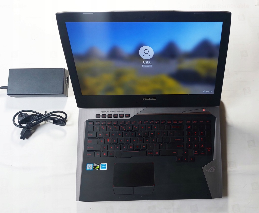 Laptop Asus ROG G752V 17",i7 32 GB,GTX 980 8gb, M2+SSD, ostatni taki ...
