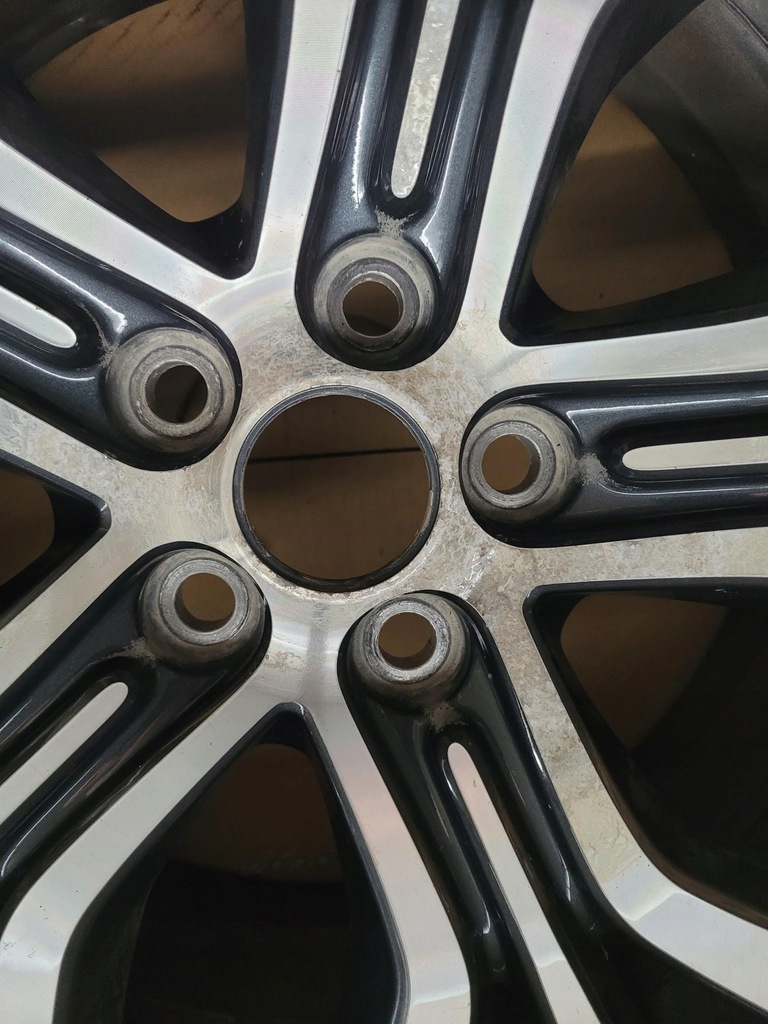 Felgi aluminiowe Mitsubishi 18X7J Nr kat. 4250D536 - 11255636962 ...