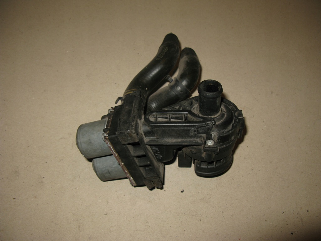 AUDI A6 C6 POMPA OBIEGU WODY ELEKTROZAWÓR - 12167388668 - oficjalne ...